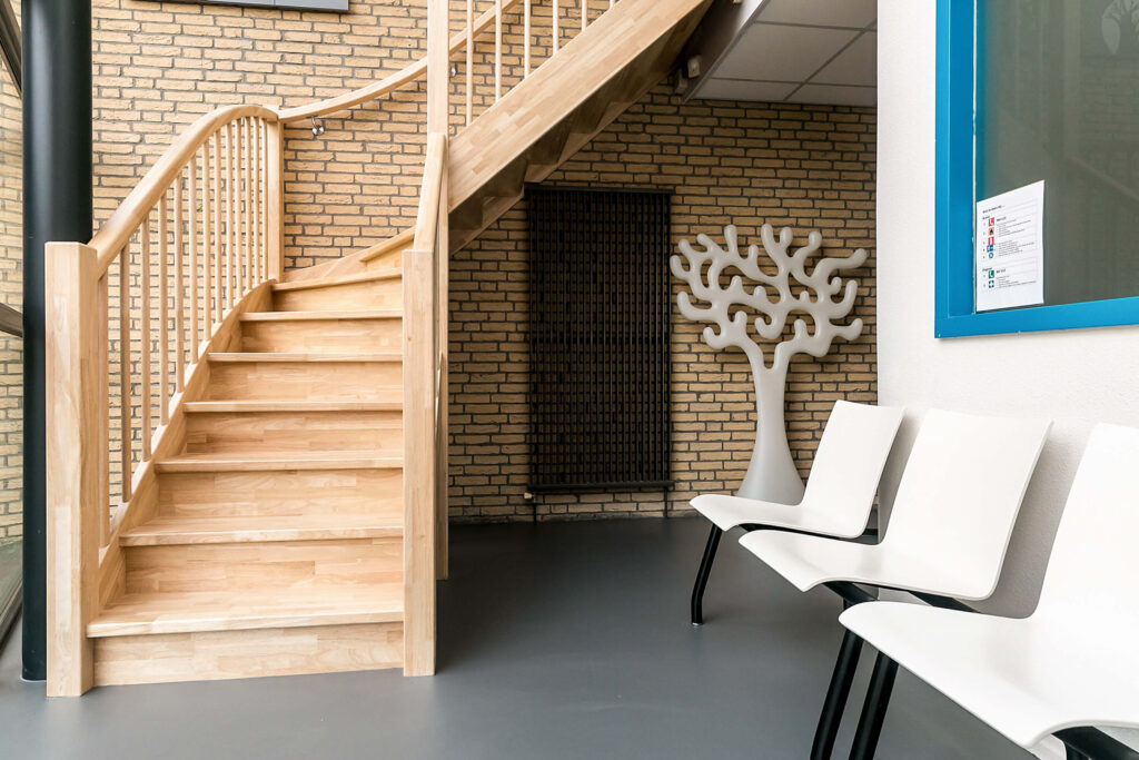 Halve draai trap - Basistrappen